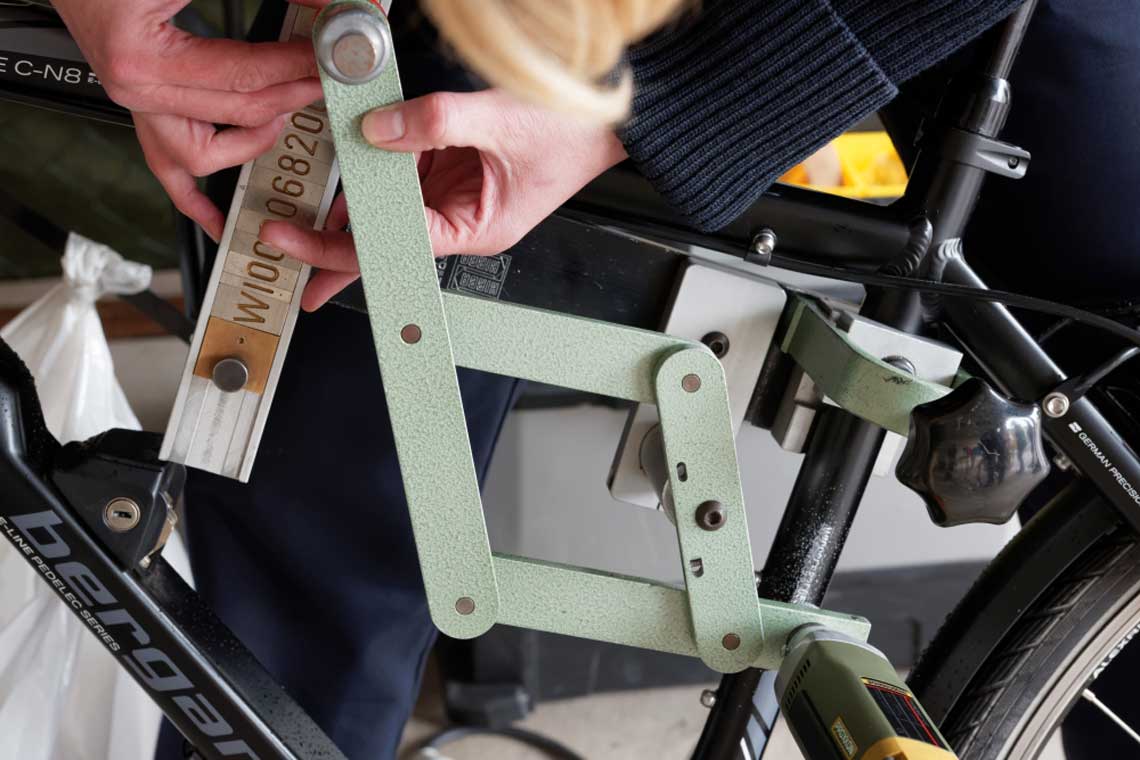 Fahrradcodierung in Wiesbaden, die Adresse fürs Rad - Wiesbaden lebt