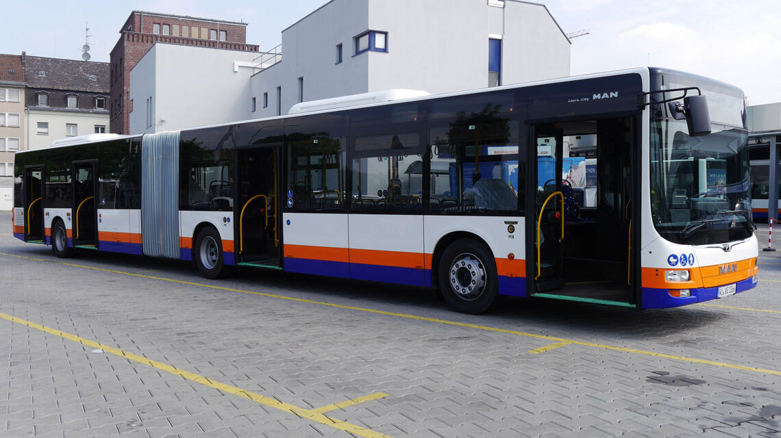 Der neue ist ein Meter länger und hat vier Türen | Wiesbaden lebt