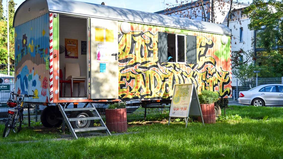 Teenie-Bauwagen in Bierstadt feiert Geburtstag | Wiesbaden lebt