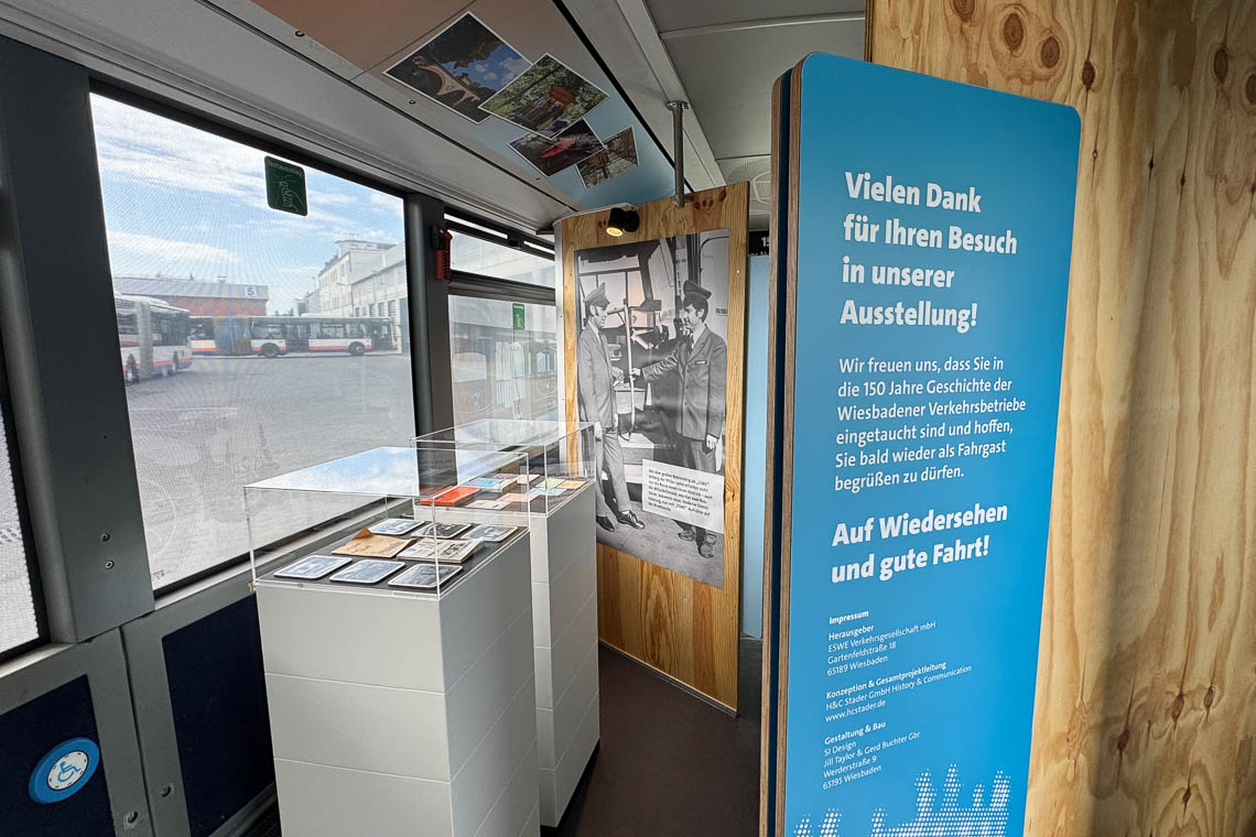 ESWE Verkehr stellt historischen Museumsbus vor - Wiesbaden lebt